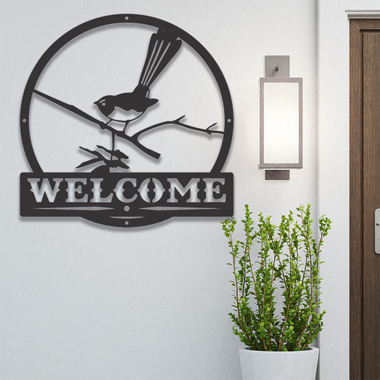 Willy Wag Tail Welcome Sign - Hot Cut